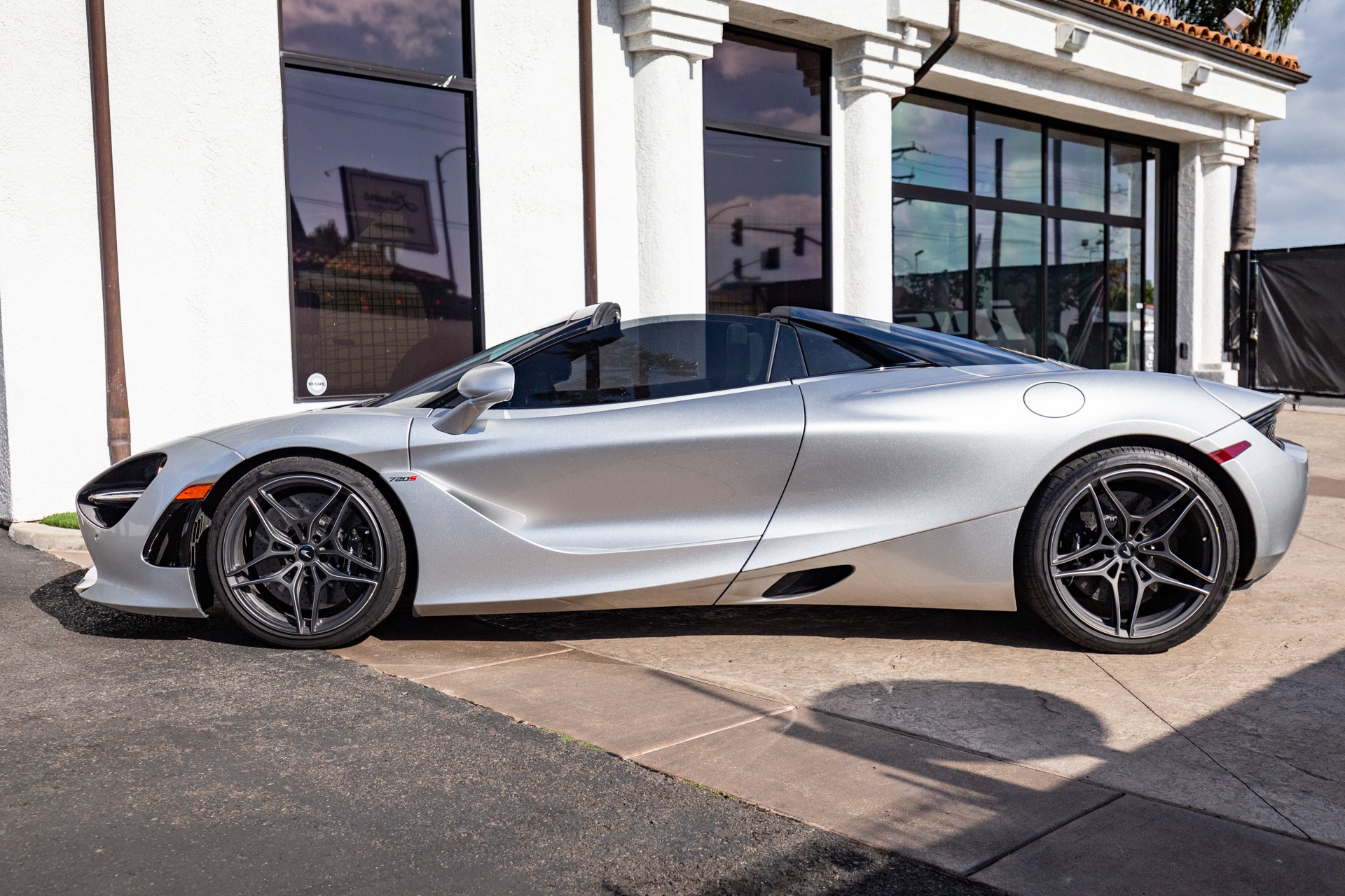 Used 2020 McLaren 720S Spider For Sale (Sold) | iLusso Stock #004173
