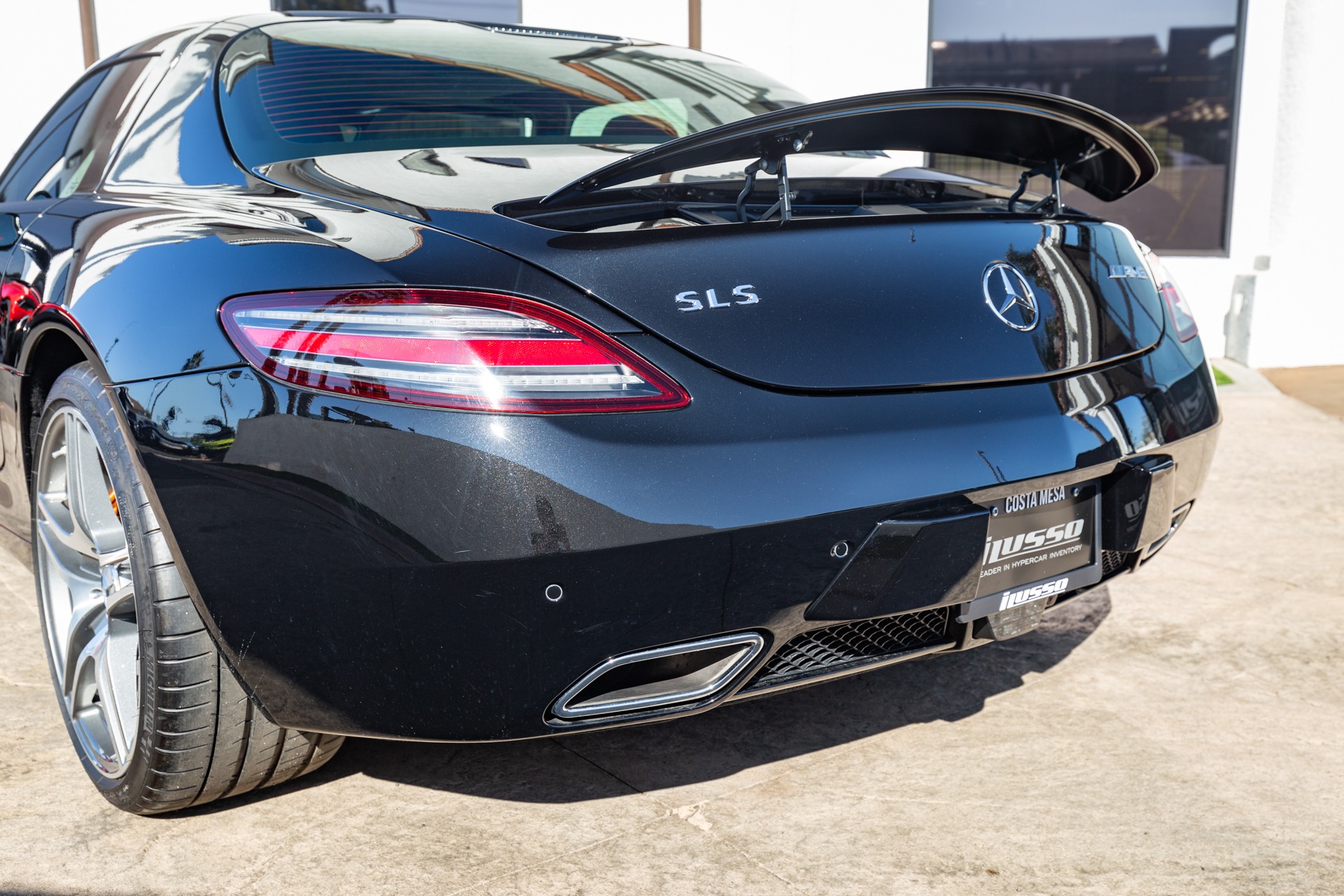 Used 2012 Mercedes-Benz SLS AMG For Sale ($265,000) | iLusso Stock #006382