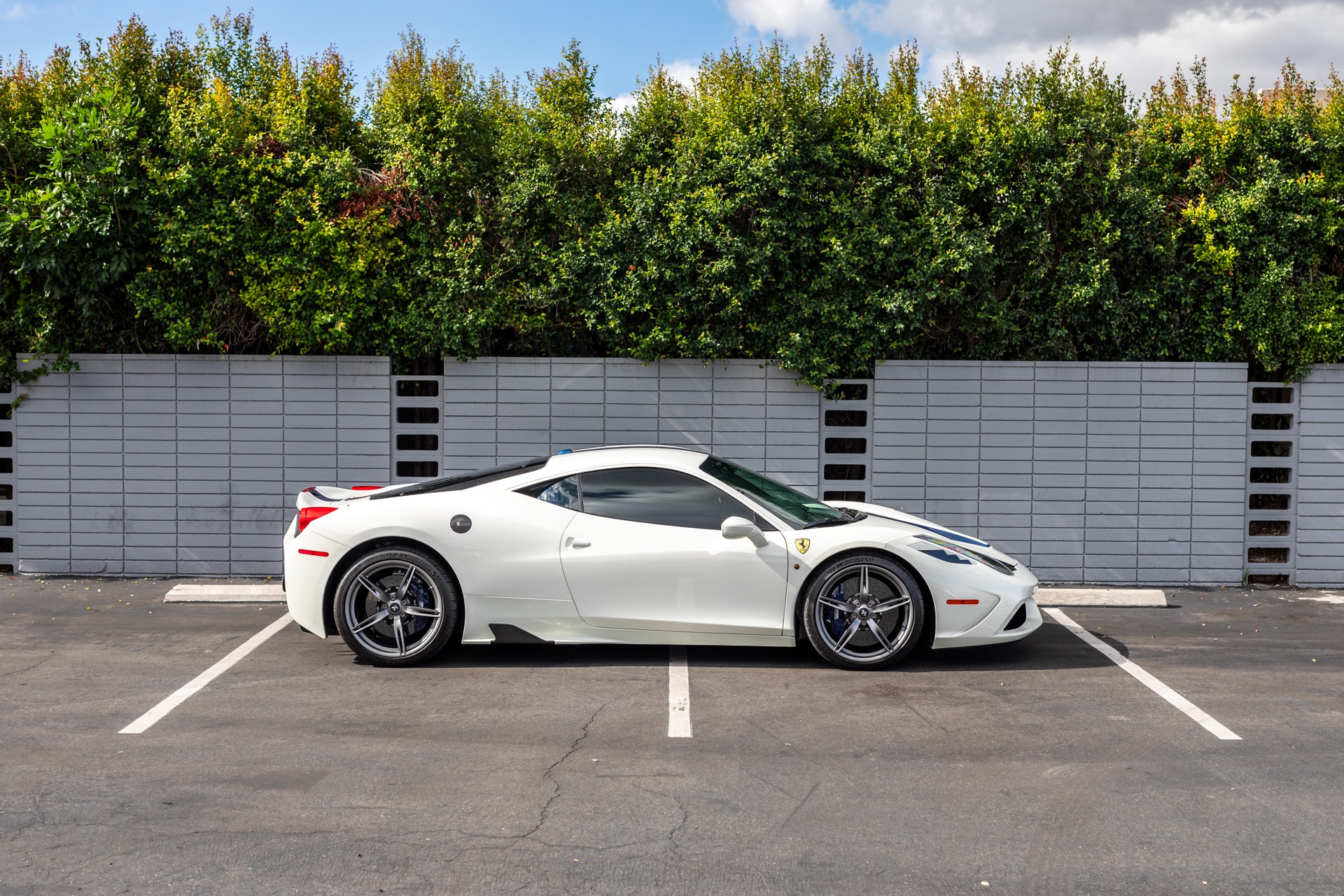 458 Speciale Blue