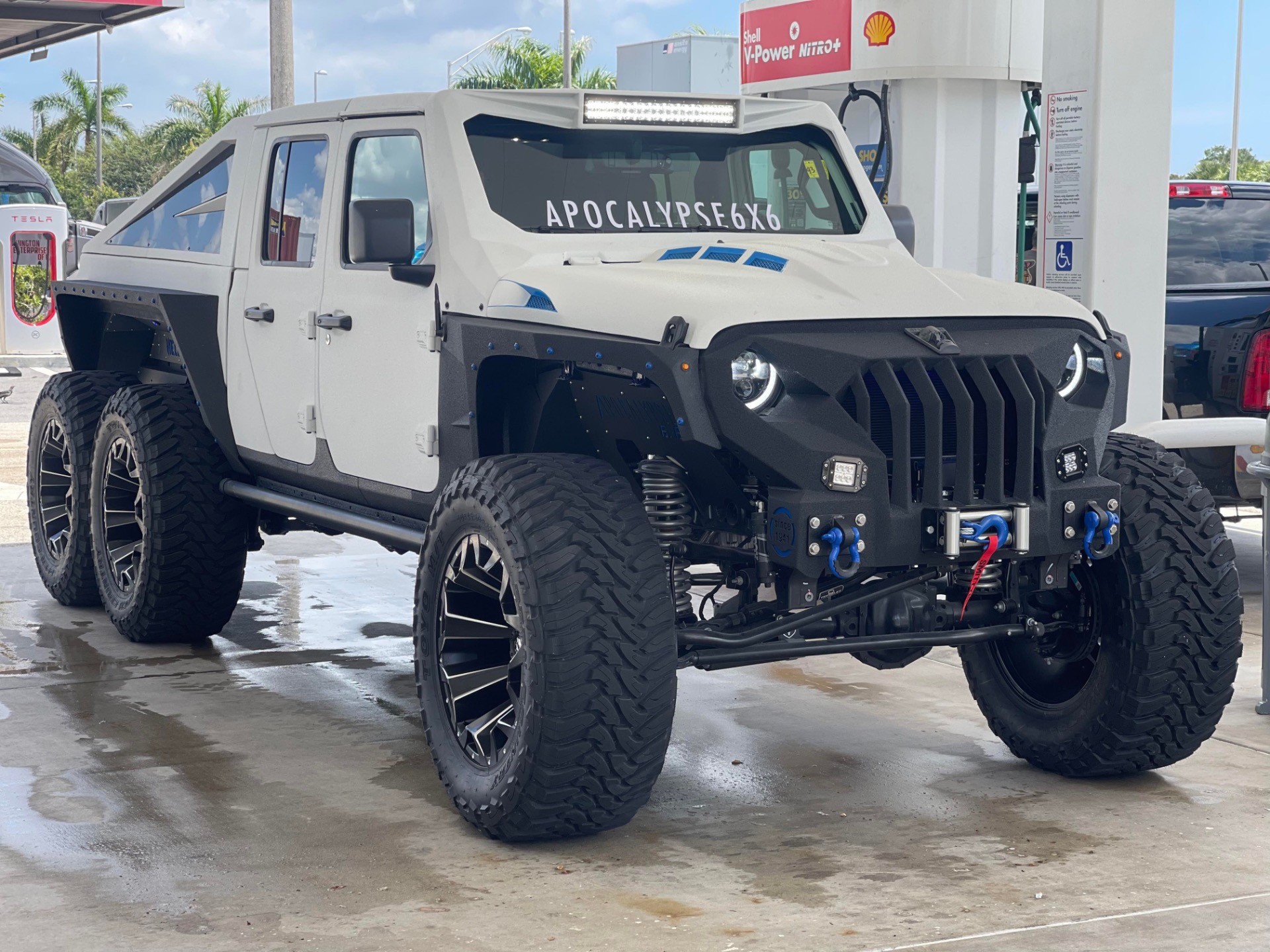 Used 2022 Jeep Gladiator 6x6 Apocalypse For Sale ($165,000) | iLusso Stock #M167313