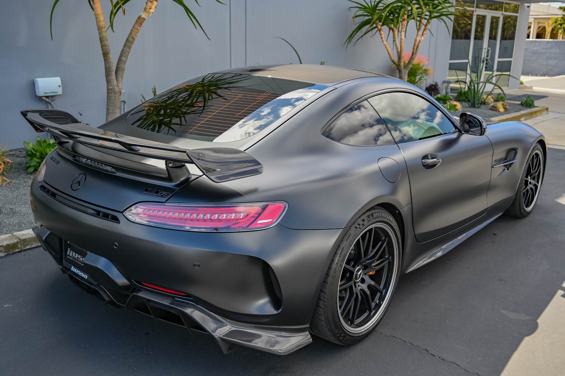Used 2018 Mercedes-Benz AMG GT R For Sale (Sold) | iLusso Stock #015382