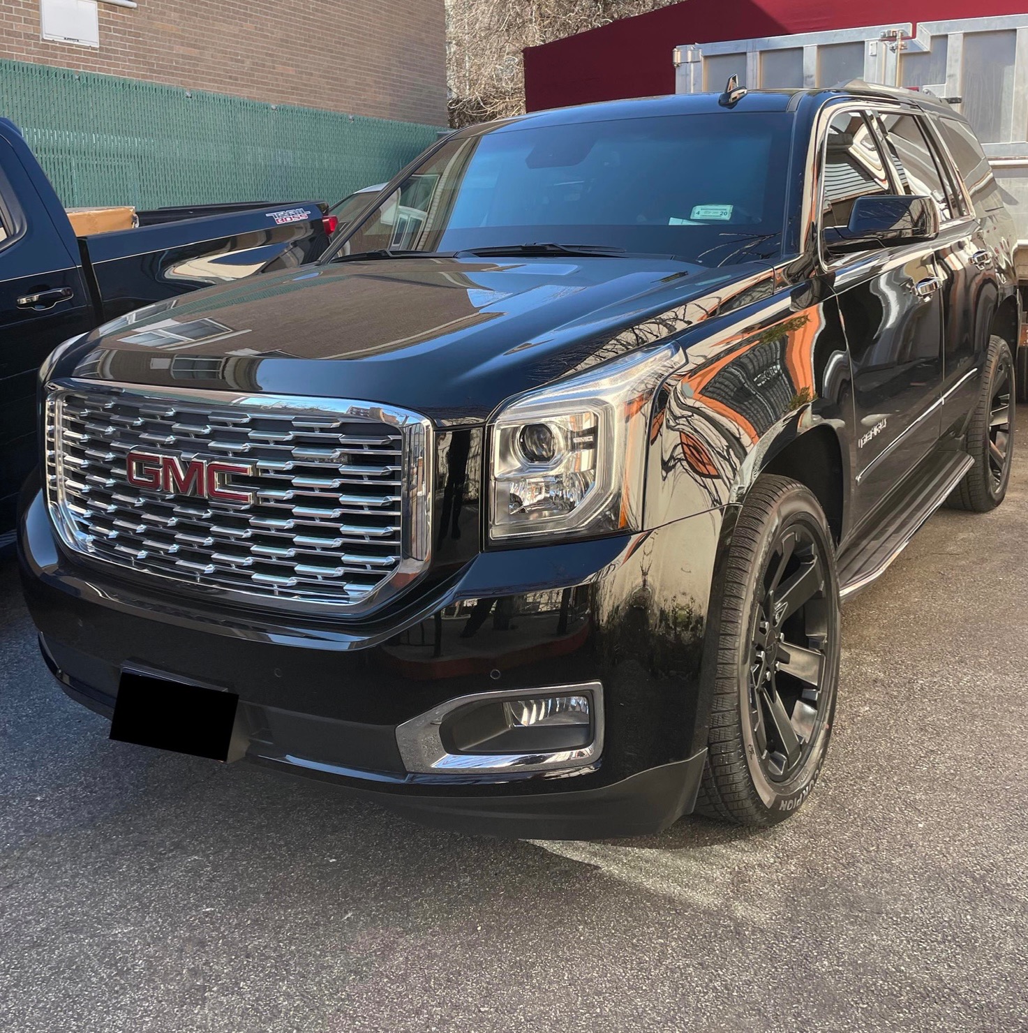 Used 2018 GMC Yukon Denali BR6 Armor Level For Sale 115 000 ILusso used-2018-gmc-yukon-denali-br6-armor-level-for-sale-115-000-ilusso