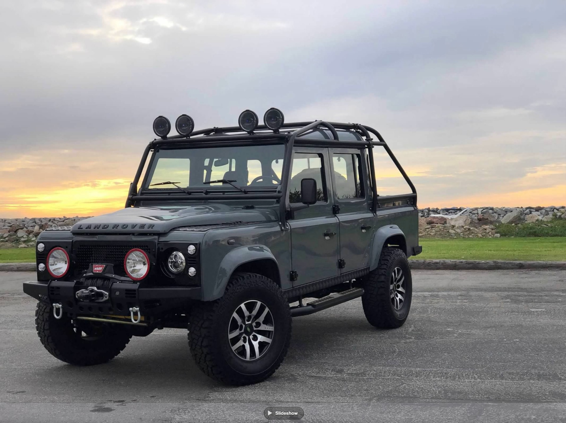 Land Rover Defender 110 Off Road