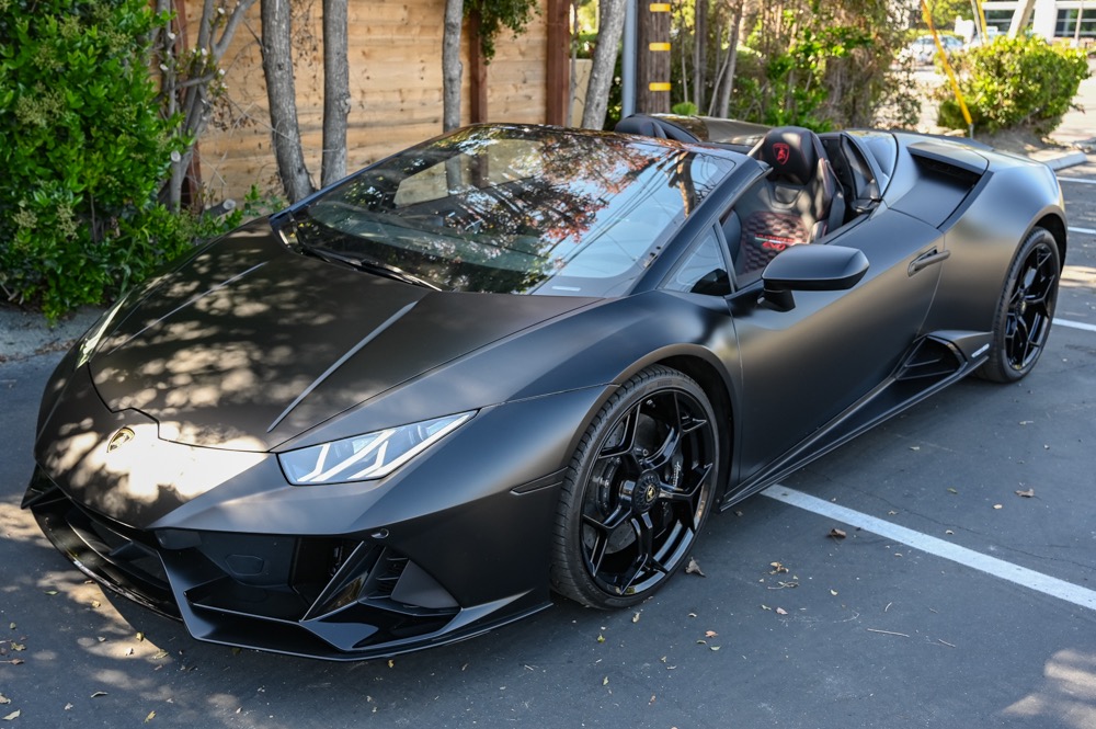 Lamborghini Huracan Matte Black