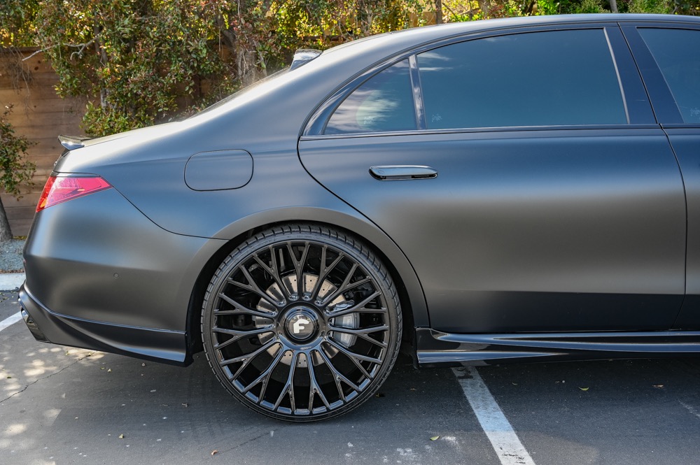 Matte Mercedes S600