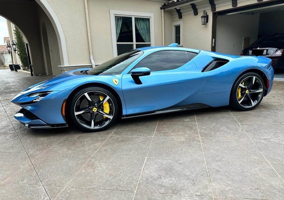 Ferrari 2022 Blue