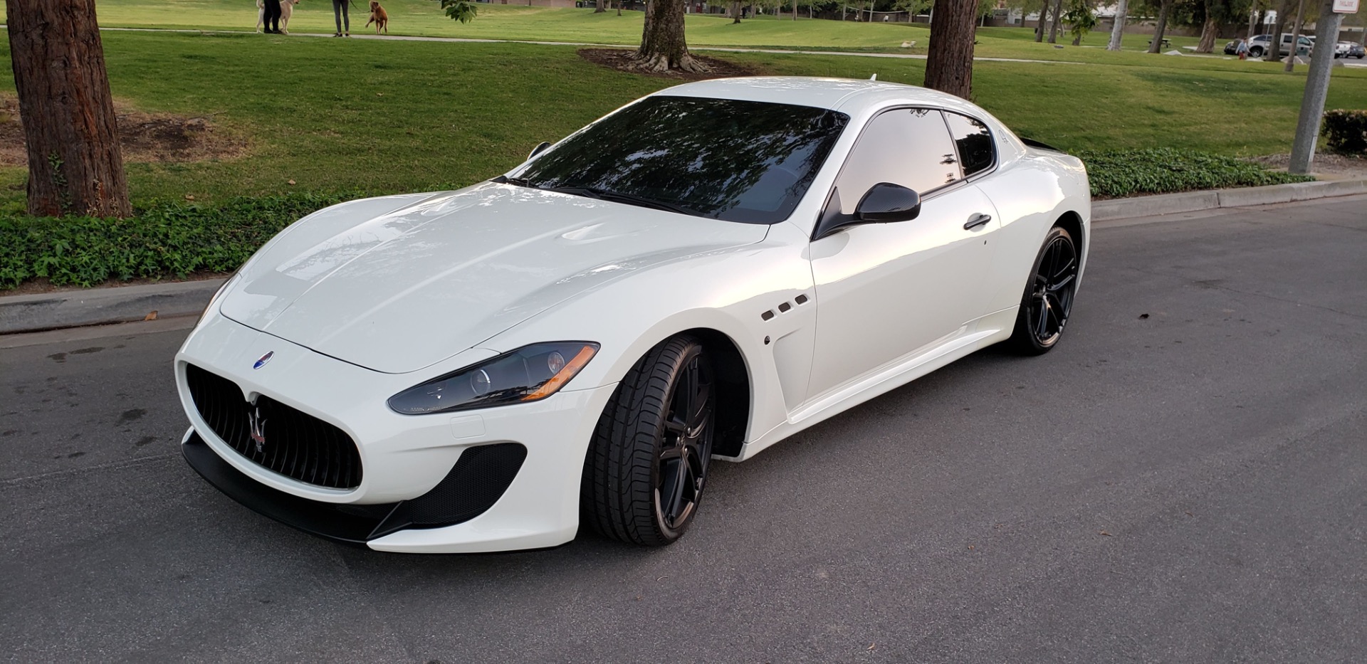 White Maserati Granturismo