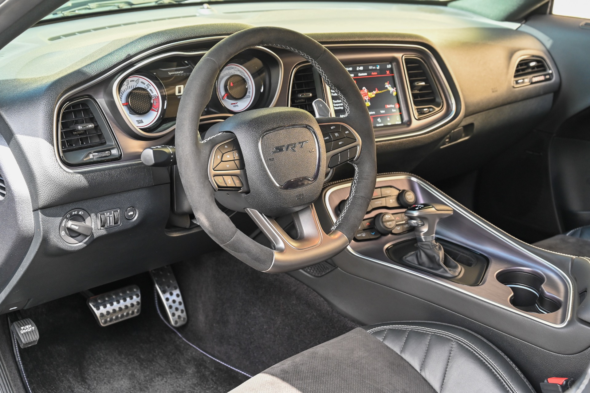 2005 Dodge Challenger Interior