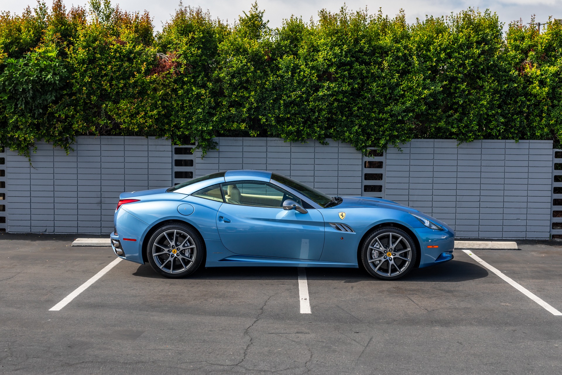 Ferrari California Baby Blue