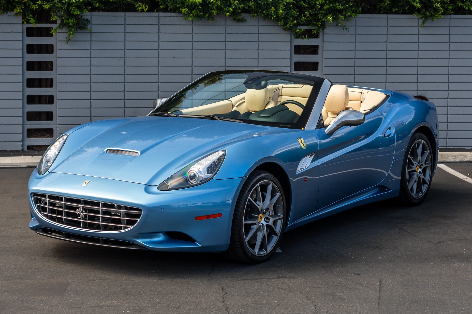 Used 2012 Ferrari California For Sale (Sold) | iLusso Stock #182884