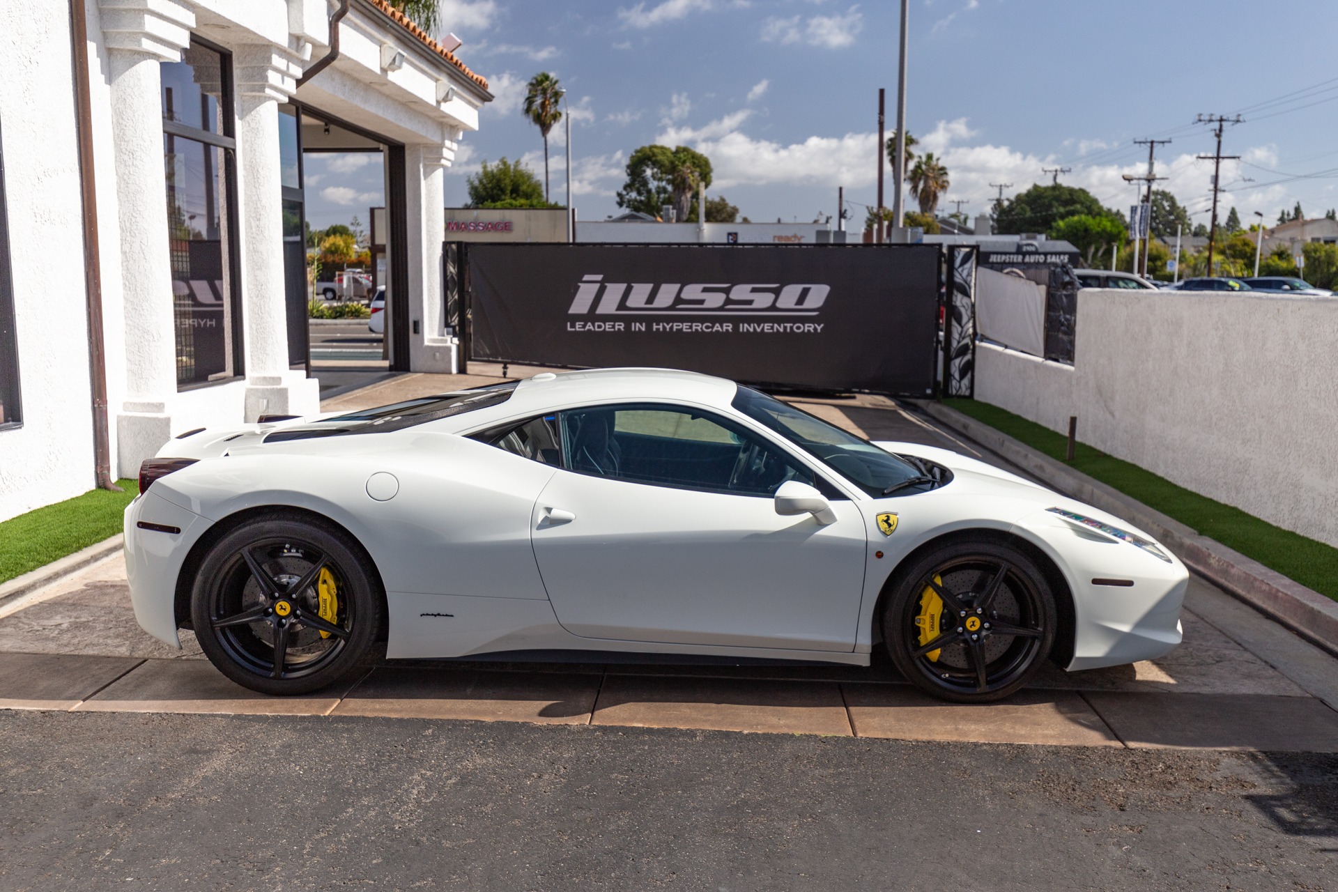 Used 2015 Ferrari 458 Italia For Sale (Sold) | iLusso Stock #210643