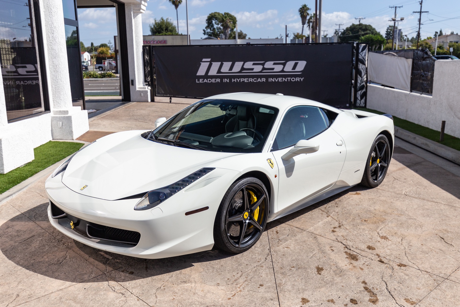 Used 2015 Ferrari 458 Italia For Sale (Sold) | iLusso Stock #210643