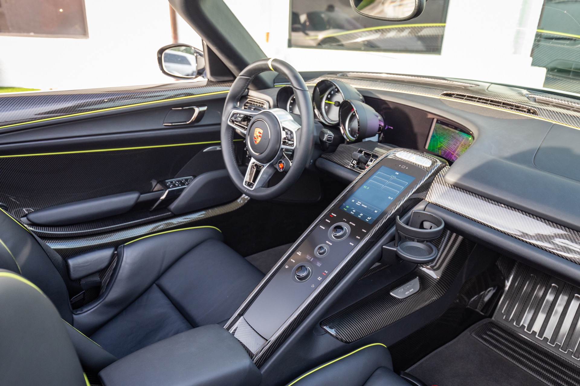 2022 Porsche 918 Spyder Interior