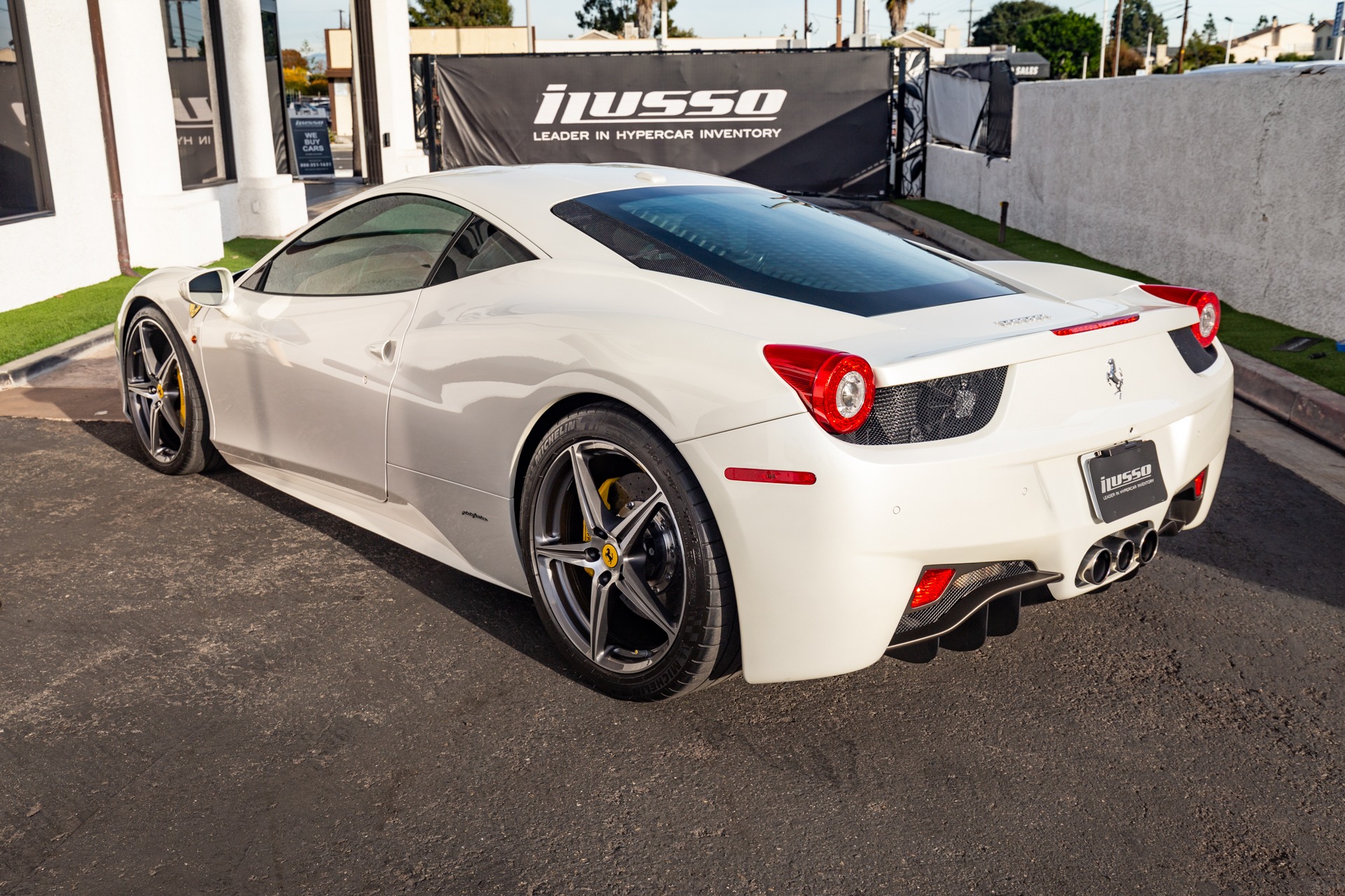 Used 2013 Ferrari 458 Italia For Sale ($239,888) | iLusso Stock #193298