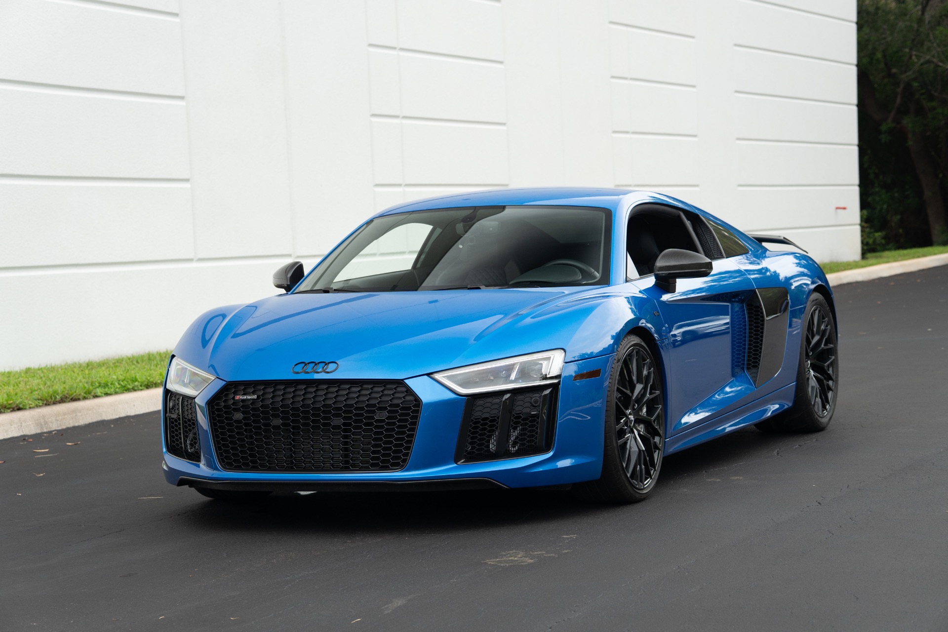 Audi R8 57 Plate