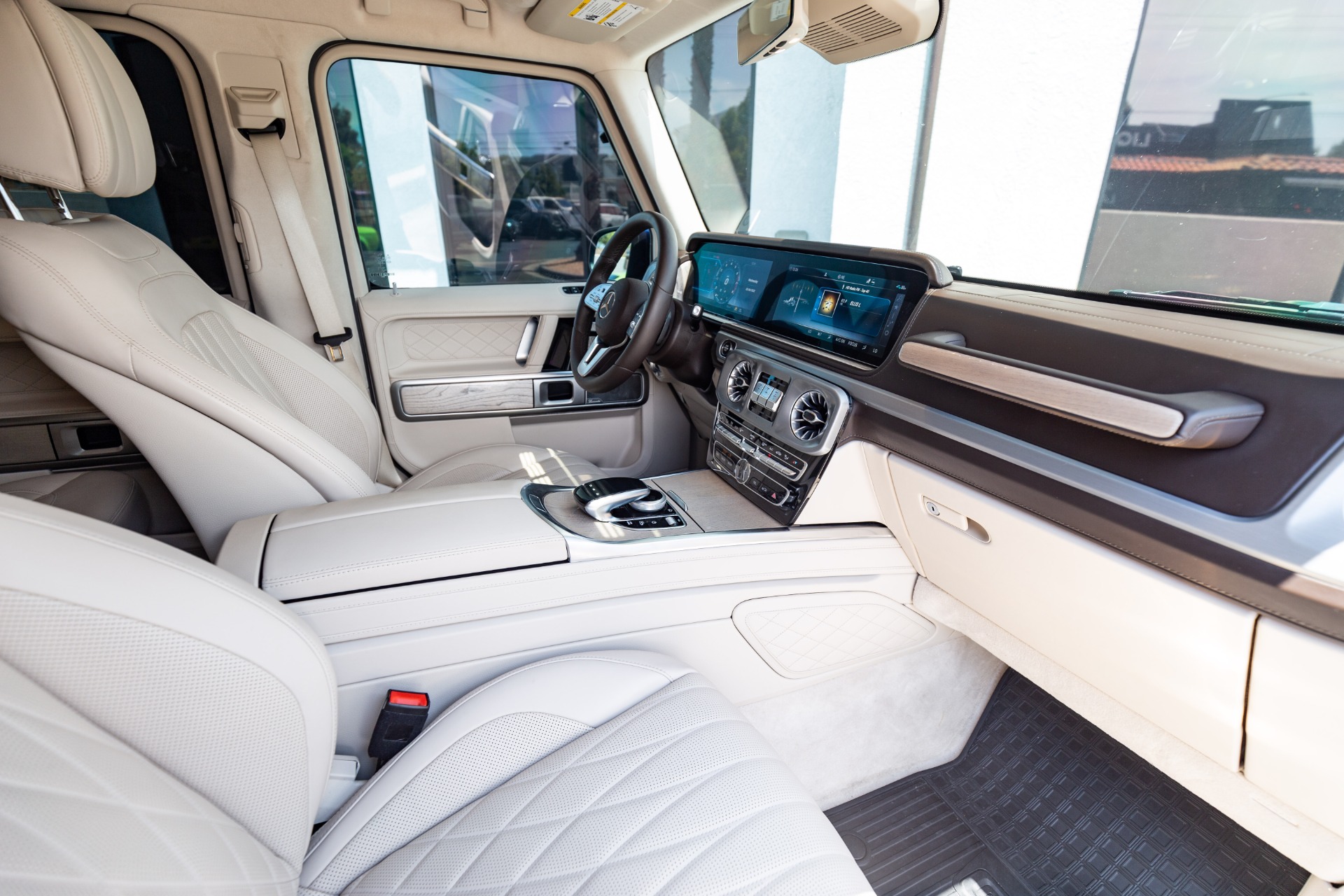 Mercedes G Wagon White Interior