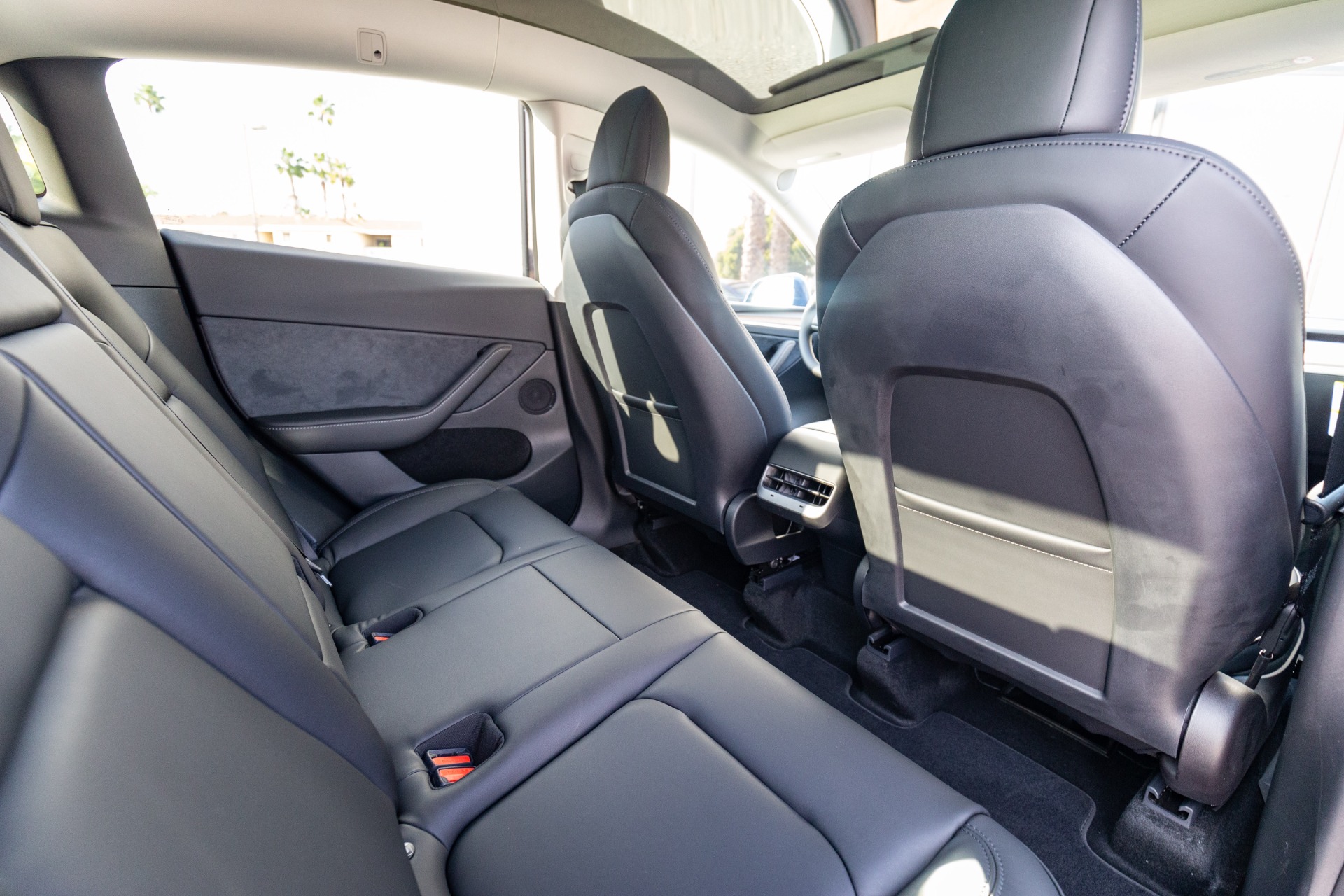 Used 2022 Tesla Model Y Long Range For Sale ($74,000) | iLusso Stock ...