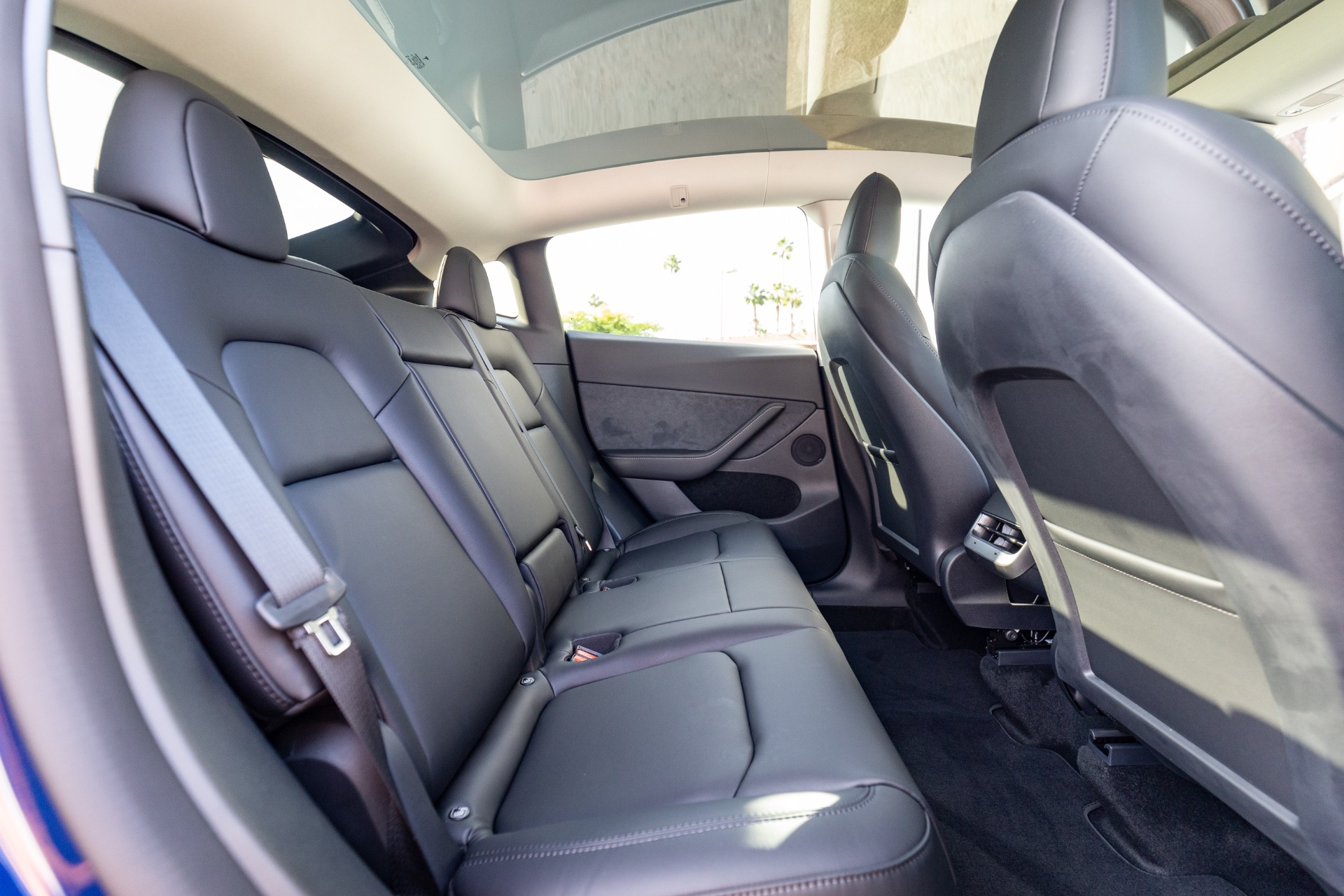 Used 2022 Tesla Model Y Long Range For Sale ($74,000) | iLusso Stock ...