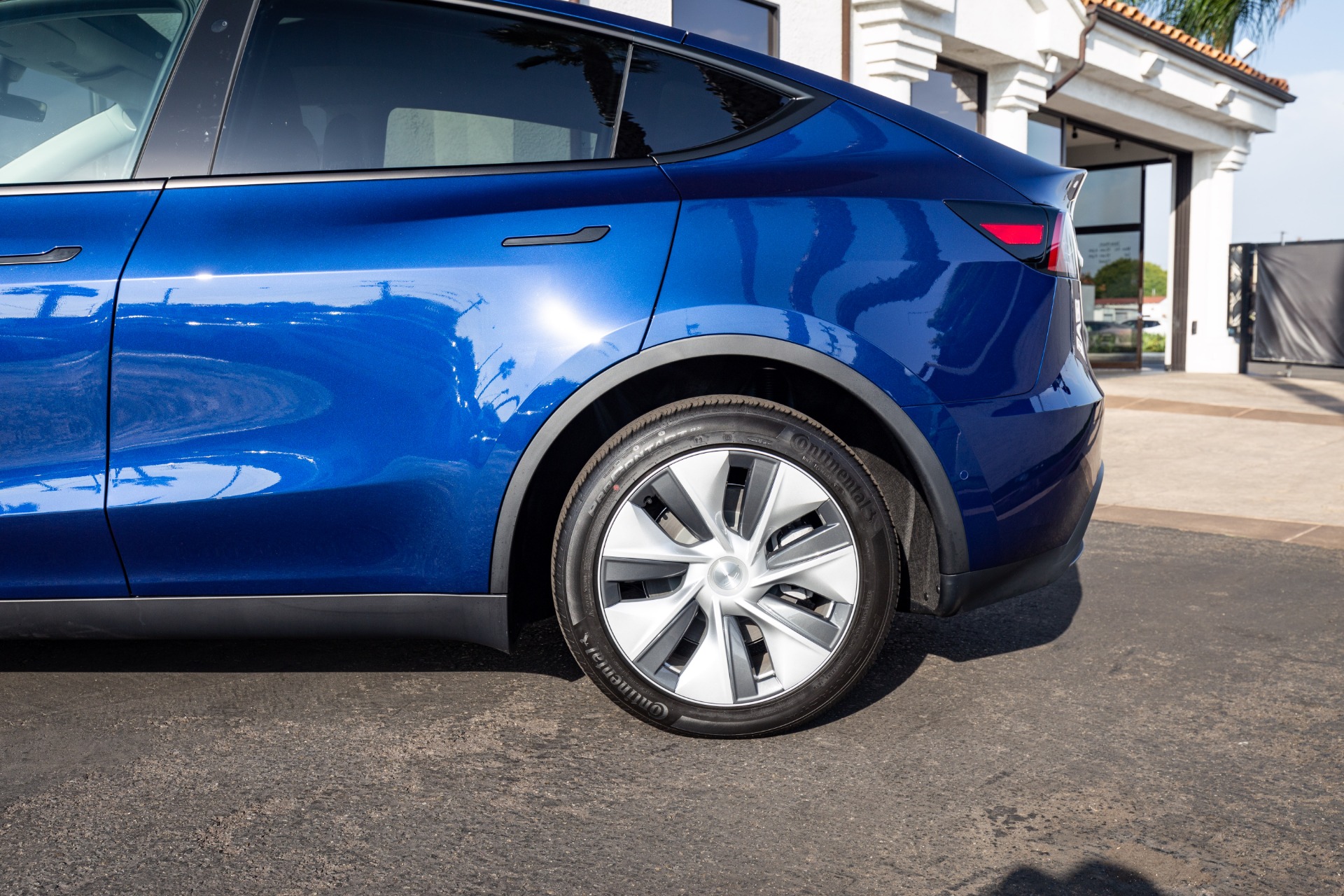 Used 2022 Tesla Model Y Long Range For Sale ($74,000) | iLusso Stock ...