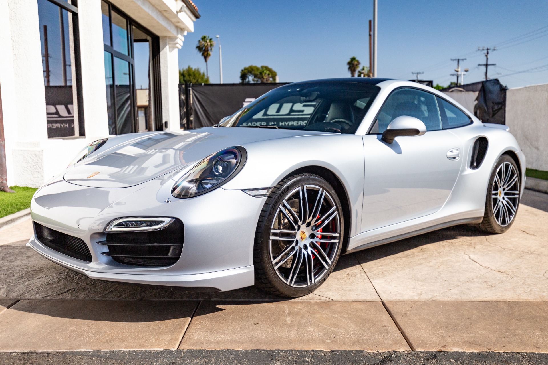 Used 2016 Porsche 911 Turbo For Sale (Sold) | iLusso Stock #166346 Used 2016 Porsche 911 Turbo For Sale (Sold) | iLusso Stock #166346