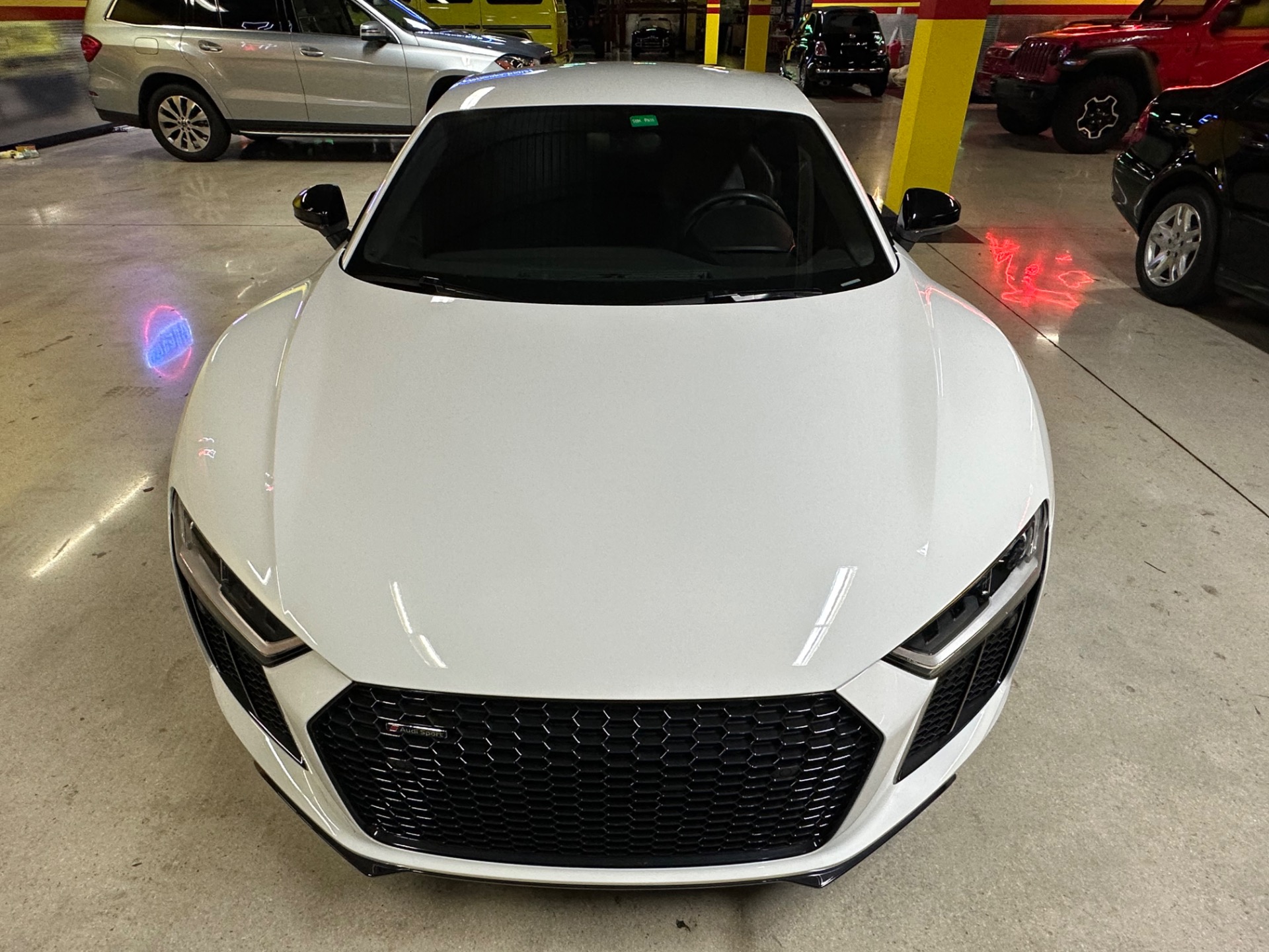 Audi R8 Matte White