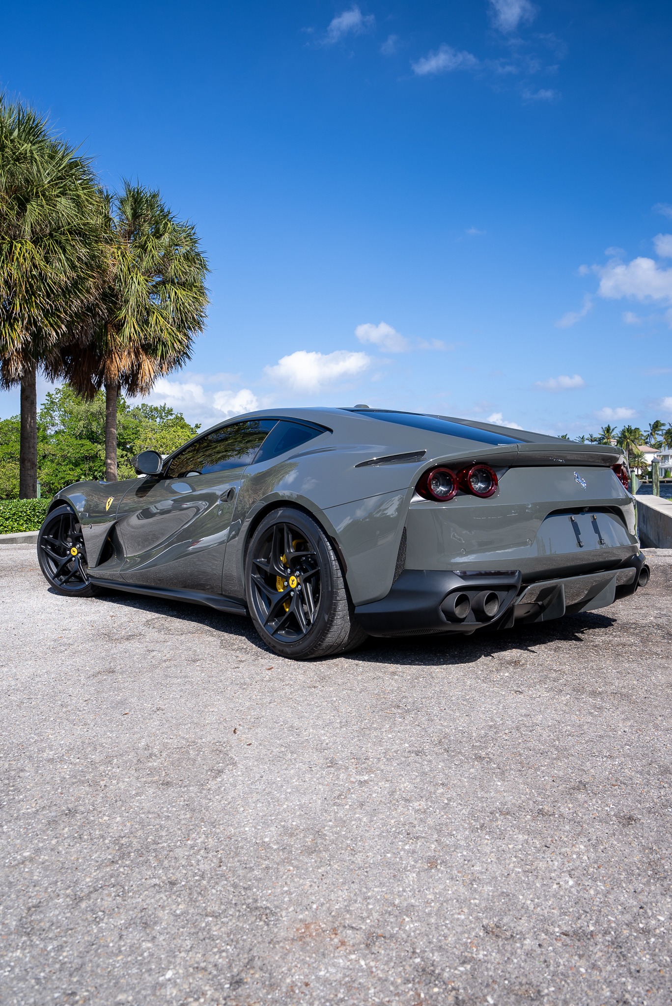 Used 2020 Ferrari 812 Superfast For Sale ($419,000) | iLusso Stock #M250779