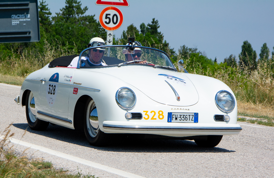 The 10 Coolest Porsche Models Of All Time - Ilusso.com