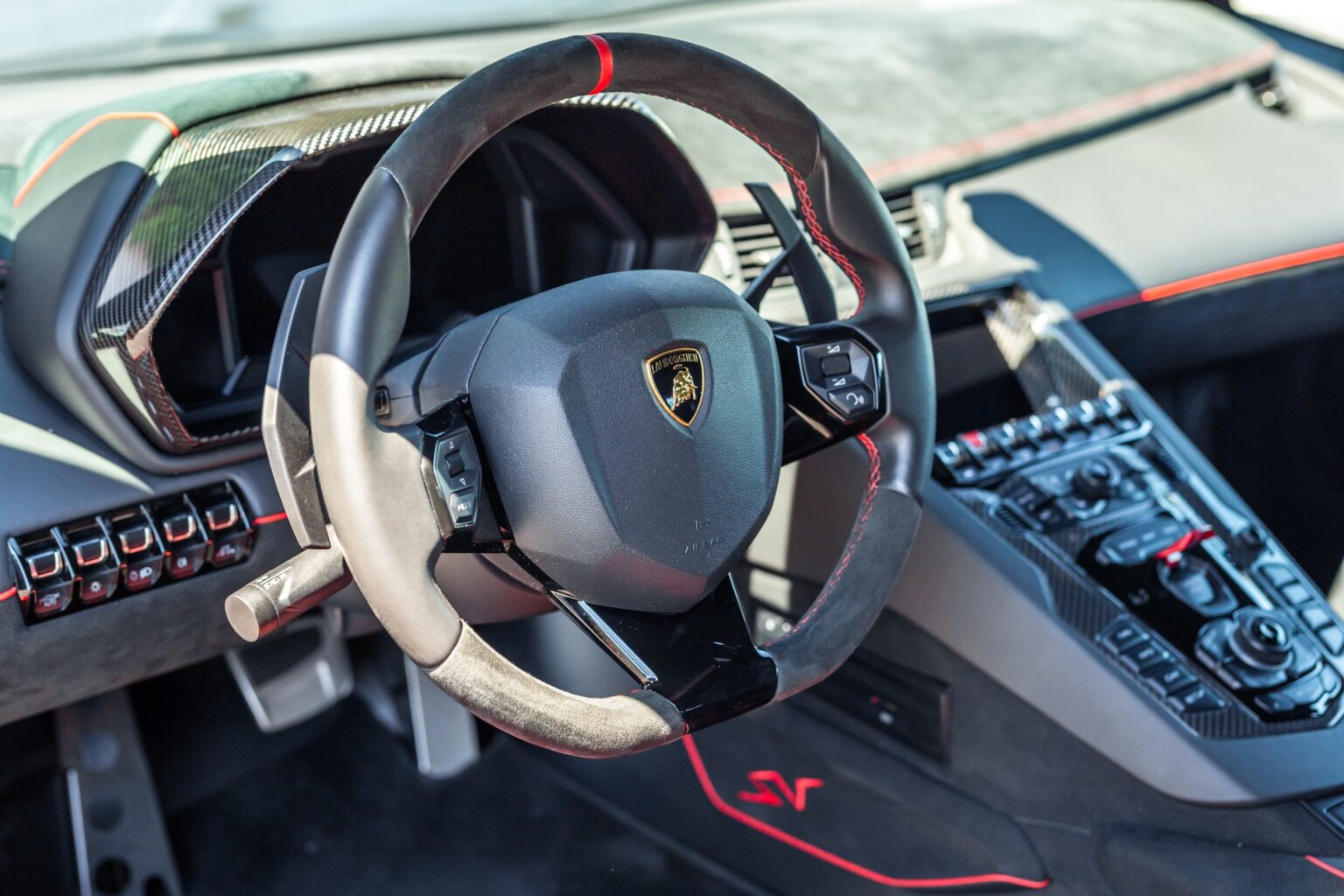 The 13 Fastest Lamborghinis: Who Tops the List? - iLusso